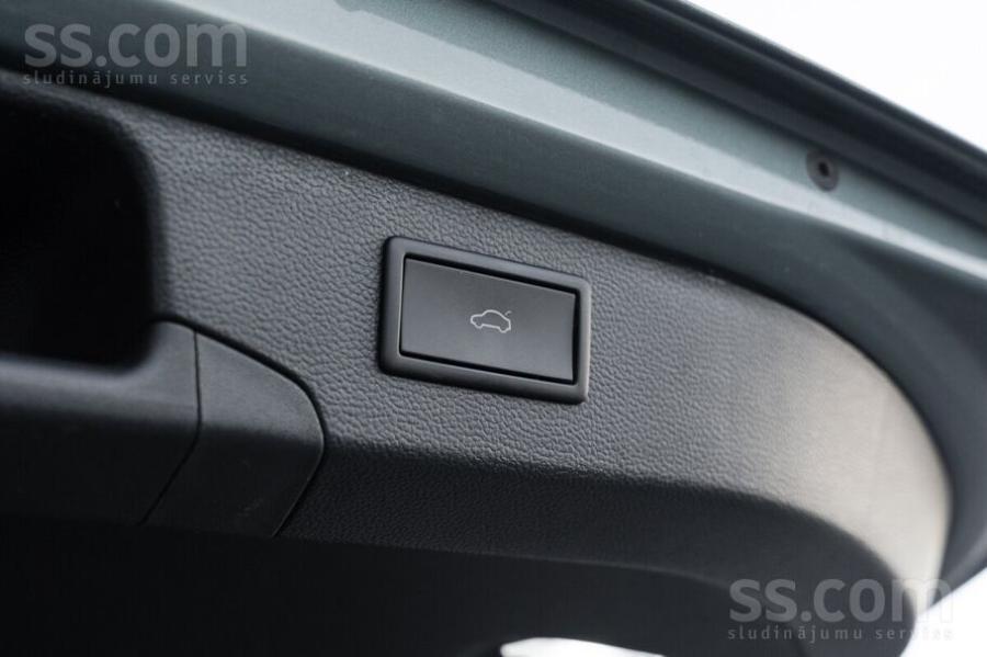 Green Volkswagen passat-variant 2024 in Riga, with an engine capacity of 1.50 L and mileage of 61 thousand km for 29900 €, photo 36 on AUTOMOTO.COM.LV