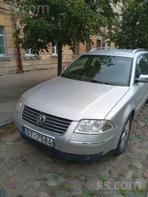 Pelēks Volkswagen passat-variant 2001 Daugavpils, ar dzinēja tilpumu 2.50 L un nobraukumu 414 tūkst. km par 1100 €, foto  vietnē AUTOMOTO.COM.LV