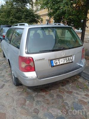 Grey Volkswagen passat-variant 2001 in Daugavpils, with an engine capacity of 2.50 L and mileage of 414 thousand km for 1100 €, photo 5 on AUTOMOTO.COM.LV