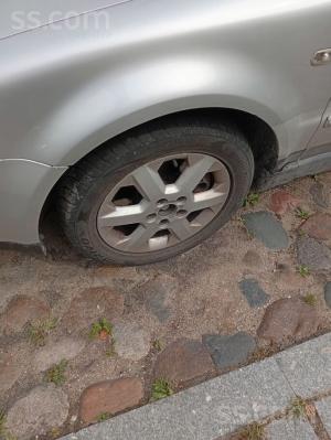 Grey Volkswagen passat-variant 2001 in Daugavpils, with an engine capacity of 2.50 L and mileage of 414 thousand km for 1100 €, photo 6 on AUTOMOTO.COM.LV