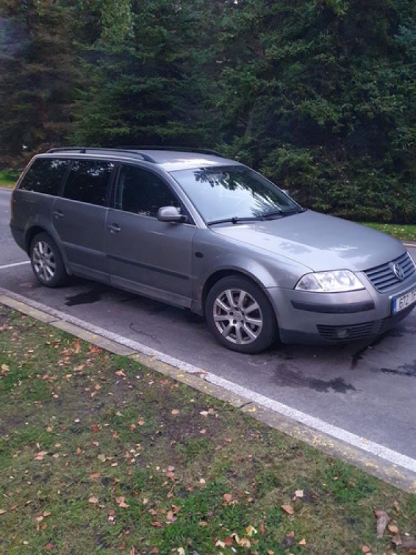 Grey Volkswagen passat-variant 2002 in Viljandi, with an engine capacity of 0.00 L and mileage of 0 thousand km for 1800 €, photo 1 on AUTOMOTO.COM.LV