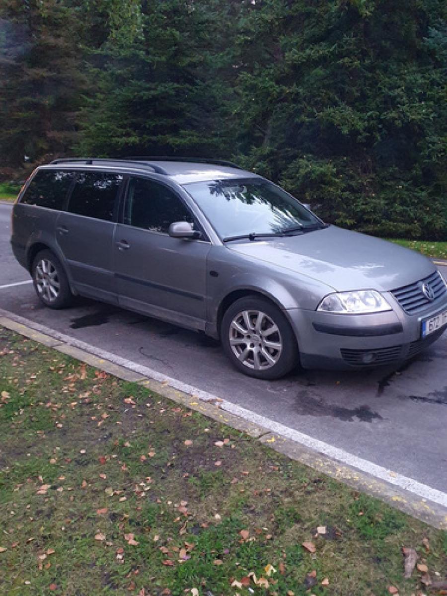 Pelēks Volkswagen passat-variant 2002 Viljandi, ar dzinēja tilpumu 0.00 L un nobraukumu 0 tūkst. km par 1800 €, foto 1 vietnē AUTOMOTO.COM.LV