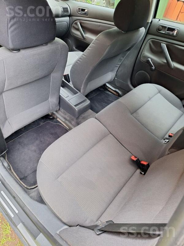 Grey Volkswagen passat-variant 2003 in Cesis, with an engine capacity of 1.90 L and mileage of 357 thousand km for 1200 €, photo 4 on AUTOMOTO.COM.LV