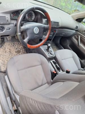 Pelēks Volkswagen passat-variant 2003 Cēsis, ar dzinēja tilpumu 1.90 L un nobraukumu 357 tūkst. km par 1200 €, foto 6 vietnē AUTOMOTO.COM.LV