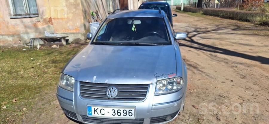 Pelēks Volkswagen passat-variant 2004 Valmiera, ar dzinēja tilpumu 1.90 L un nobraukumu 310 tūkst. km par 500 €, foto 4 vietnē AUTOMOTO.COM.LV