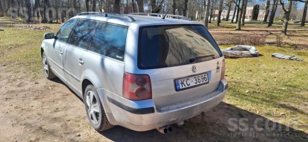 Pelēks Volkswagen passat-variant 2004 Valmiera, ar dzinēja tilpumu 1.90 L un nobraukumu 310 tūkst. km par 500 €, foto 6 vietnē AUTOMOTO.COM.LV