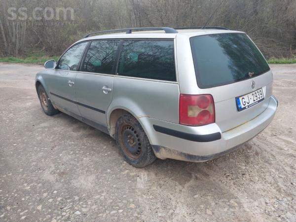 Pelēks Volkswagen passat-variant 2004 Alūksne, ar dzinēja tilpumu 1.90 L un nobraukumu 0 tūkst. km par 1250 €, foto 4 vietnē AUTOMOTO.COM.LV