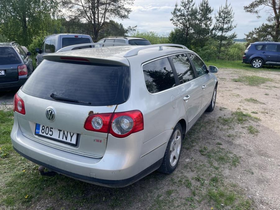 Pelēks Volkswagen passat-variant 2009 Veru, ar dzinēja tilpumu 0.00 L un nobraukumu 436 tūkst. km par 550 €, foto 10 vietnē AUTOMOTO.COM.LV