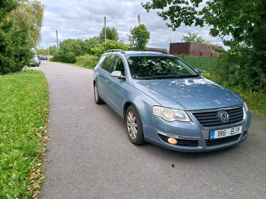 Pelēks Volkswagen passat-variant 2009 Kohtla-Jerve, ar dzinēja tilpumu 2.00 L un nobraukumu 345 tūkst. km par 1600 €, foto 3 vietnē AUTOMOTO.COM.LV