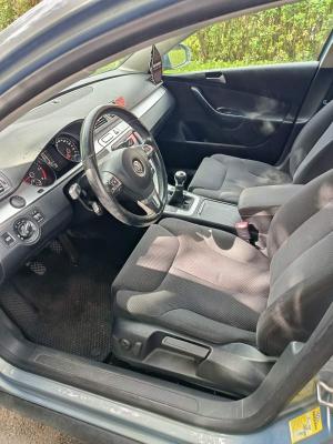 Pelēks Volkswagen passat-variant 2009 Kohtla-Jerve, ar dzinēja tilpumu 2.00 L un nobraukumu 345 tūkst. km par 1600 €, foto 13 vietnē AUTOMOTO.COM.LV