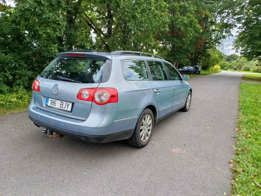 Pelēks Volkswagen passat-variant 2009 Kohtla-Jerve, ar dzinēja tilpumu 2.00 L un nobraukumu 345 tūkst. km par 1600 €, foto 14 vietnē AUTOMOTO.COM.LV