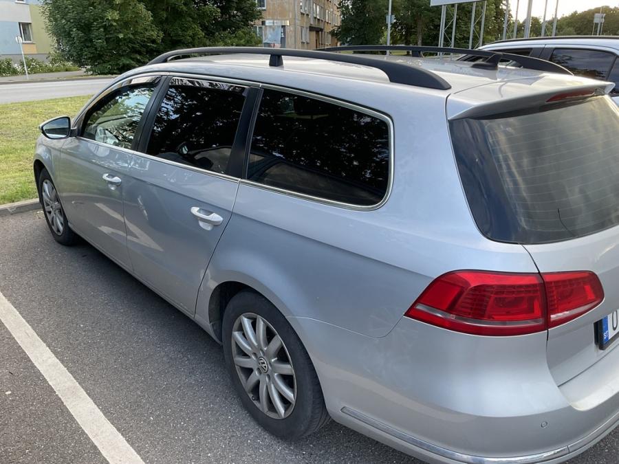 Pelēks Volkswagen passat-variant 2013 Kohtla-Jerve, ar dzinēja tilpumu 1.40 L un nobraukumu 306 tūkst. km par 4300 €, foto 7 vietnē AUTOMOTO.COM.LV