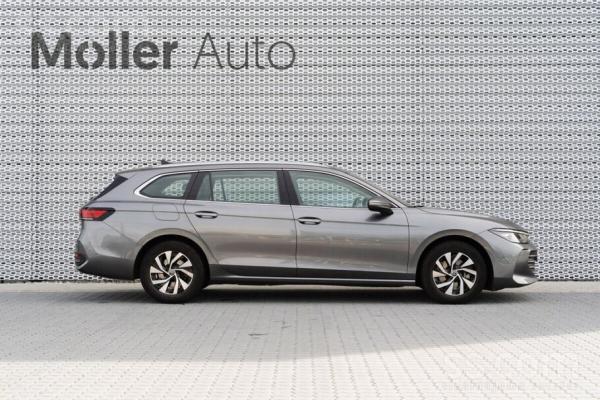 Grey Volkswagen passat-variant 2024 in Riga, with an engine capacity of 1.50 L and mileage of 60 thousand km for 29900 €, photo 6 on AUTOMOTO.COM.LV