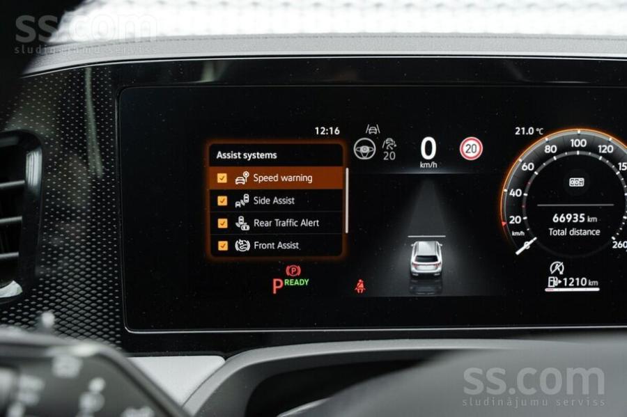 Pelēks Volkswagen passat-variant 2024 Rīga, ar dzinēja tilpumu 1.50 L un nobraukumu 60 tūkst. km par 29900 €, foto 17 vietnē AUTOMOTO.COM.LV