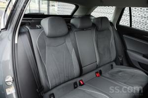 Pelēks Volkswagen passat-variant 2024 Rīga, ar dzinēja tilpumu 1.50 L un nobraukumu 60 tūkst. km par 29900 €, foto 34 vietnē AUTOMOTO.COM.LV