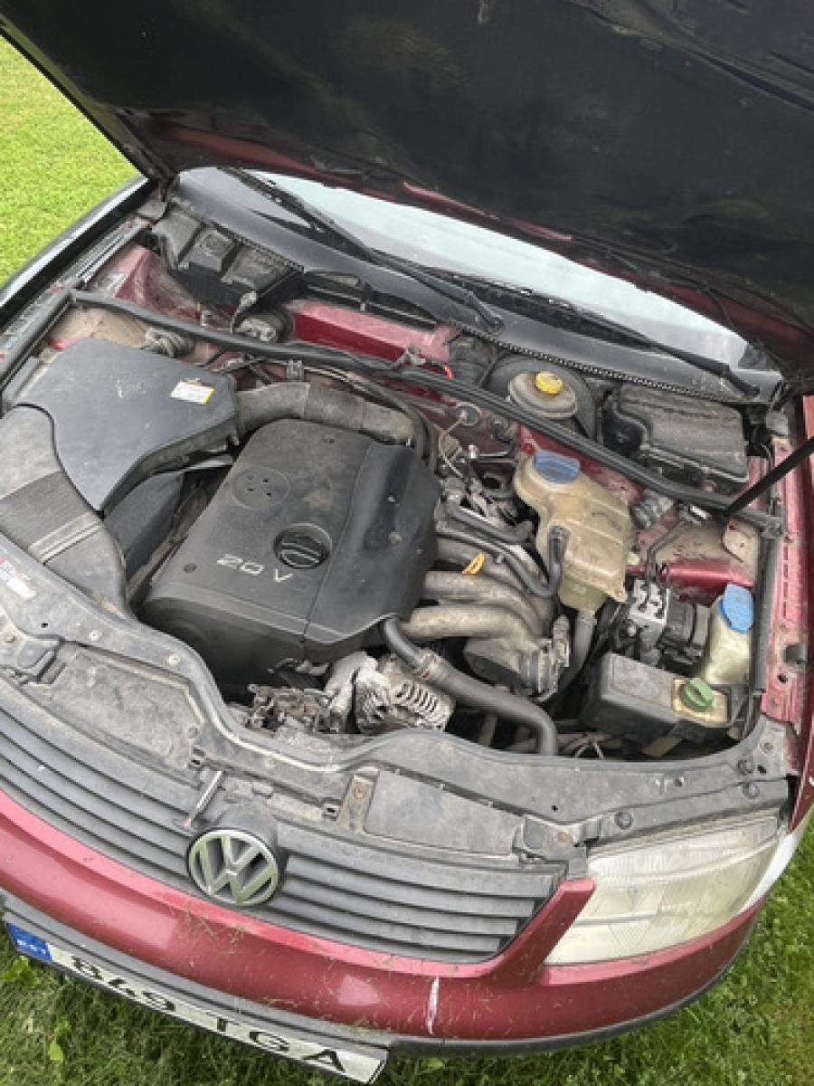 Sarkans Volkswagen passat-variant 1998 Repina, ar dzinēja tilpumu 1.80 L un nobraukumu 354 tūkst. km par 700 €, foto 8 vietnē AUTOMOTO.COM.LV