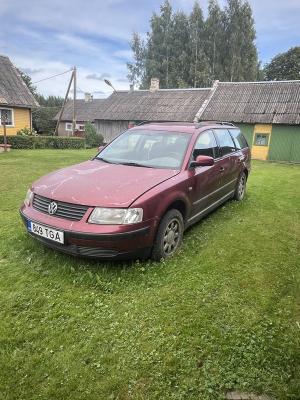 Sarkans Volkswagen passat-variant 1998 Repina, ar dzinēja tilpumu 1.80 L un nobraukumu 354 tūkst. km par 700 €, foto 9 vietnē AUTOMOTO.COM.LV