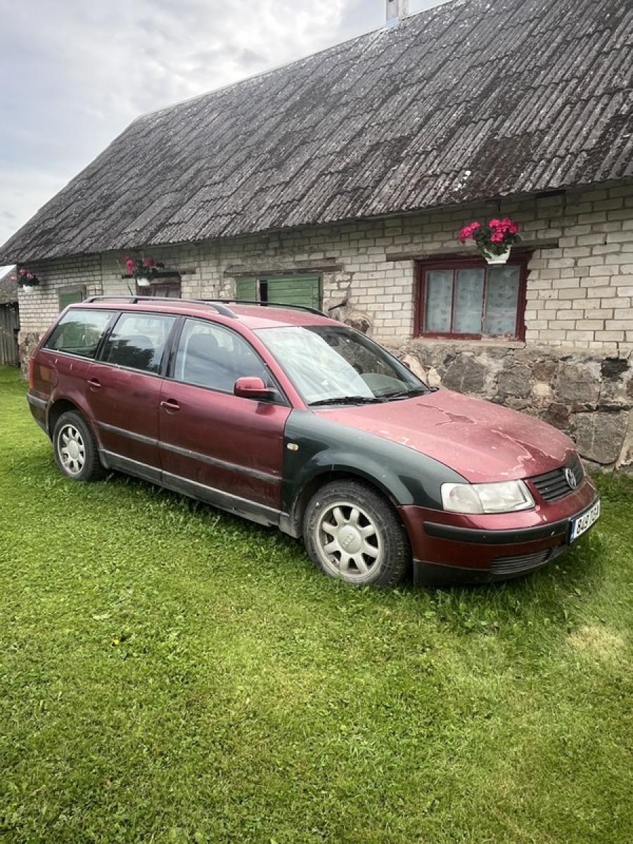 Sarkans Volkswagen passat-variant 1998 Repina, ar dzinēja tilpumu 1.80 L un nobraukumu 354 tūkst. km par 700 €, foto 10 vietnē AUTOMOTO.COM.LV