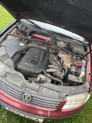 Sarkans Volkswagen passat-variant 1998 Repina, ar dzinēja tilpumu 1.80 L un nobraukumu 354 tūkst. km par 700 €, foto 15 vietnē AUTOMOTO.COM.LV
