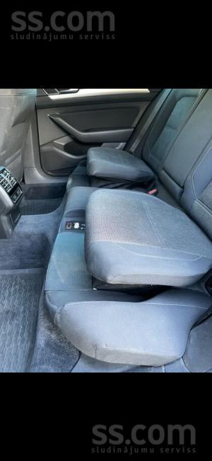 Sarkans Volkswagen passat-variant 2015 Jelgava, ar dzinēja tilpumu 2.00 L un nobraukumu 188 tūkst. km par 13500 €, foto 10 vietnē AUTOMOTO.COM.LV
