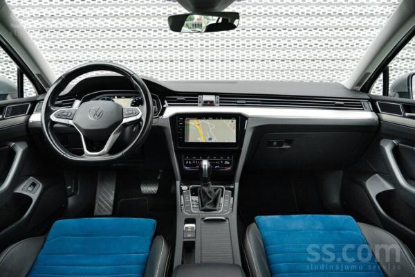 Volkswagen passat-variant 2022 in Riga, with an engine capacity of 2.00 L and mileage of 135 thousand km for 21800 €, photo 6 on AUTOMOTO.COM.LV