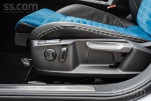 Volkswagen passat-variant 2022 in Riga, with an engine capacity of 2.00 L and mileage of 135 thousand km for 21800 €, photo 11 on AUTOMOTO.COM.LV