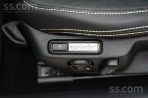 Volkswagen passat-variant 2022 in Riga, with an engine capacity of 2.00 L and mileage of 135 thousand km for 21800 €, photo 12 on AUTOMOTO.COM.LV
