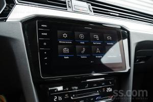Volkswagen passat-variant 2022 in Riga, with an engine capacity of 2.00 L and mileage of 135 thousand km for 21800 €, photo 18 on AUTOMOTO.COM.LV