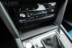 Volkswagen passat-variant 2022 in Riga, with an engine capacity of 2.00 L and mileage of 135 thousand km for 21800 €, photo 26 on AUTOMOTO.COM.LV
