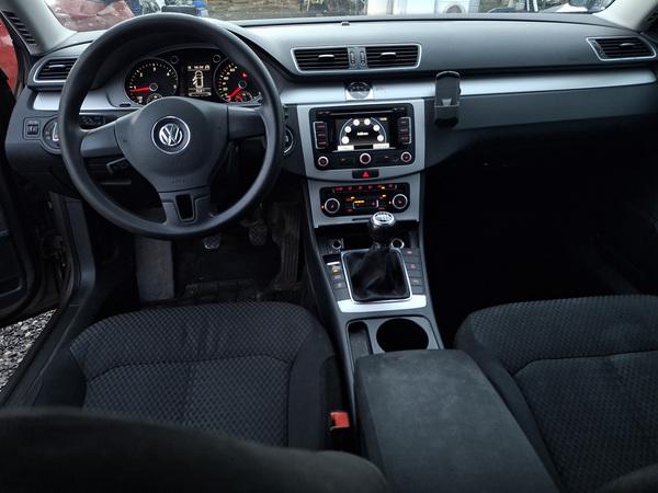 Volkswagen passat-variant 2011 Tallina, ar dzinēja tilpumu 0.00 L un nobraukumu 389 tūkst. km par 2500 €, foto 6 vietnē AUTOMOTO.COM.LV