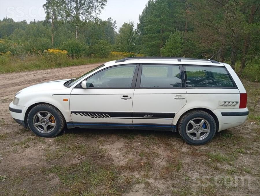 Белый Фольксваген Пассат Вариант 1998 в Рига, объемом двигателя 1.80 л и пробегом 340 тыс. км за 1250 €, фото 3 на AUTOMOTO.COM.LV
