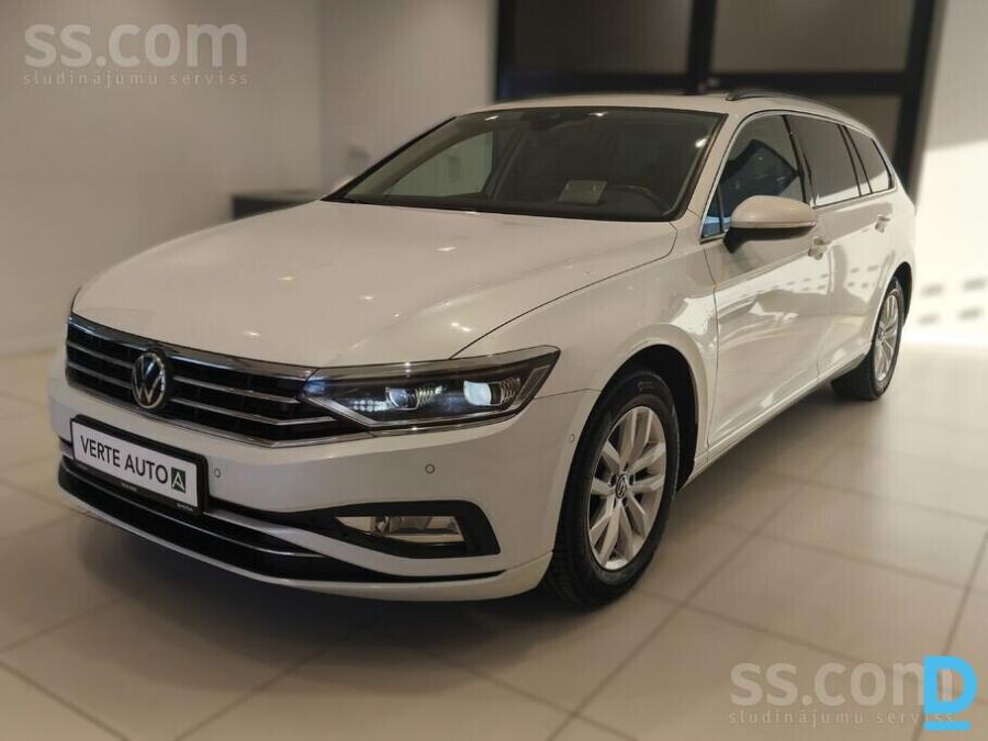 White Volkswagen passat-variant 2021 in Riga, with an engine capacity of 2.00 L and mileage of 231 thousand km for 18490 €, photo 4 on AUTOMOTO.COM.LV