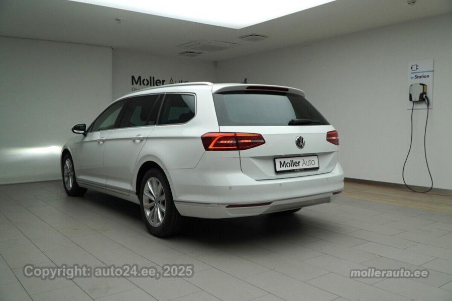 White Volkswagen Passat 2019 in Tallinn, with an engine capacity of 1.50 L and mileage of 145 thousand km for 16700 €, photo 6 on AUTOMOTO.COM.LV