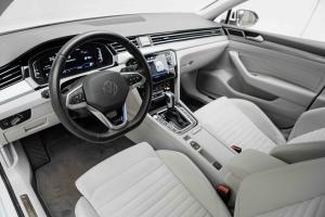 Balts Volkswagen Passat 2022 Peetri, ar dzinēja tilpumu 1.40 L un nobraukumu 104 tūkst. km par 25150 €, foto 8 vietnē AUTOMOTO.COM.LV