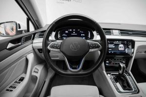 Balts Volkswagen Passat 2022 Peetri, ar dzinēja tilpumu 1.40 L un nobraukumu 104 tūkst. km par 25150 €, foto 12 vietnē AUTOMOTO.COM.LV