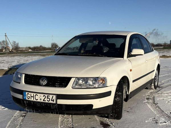 Balts Volkswagen Passat 1997 Kėdainiai, ar dzinēja tilpumu 1.90 L un nobraukumu 523 tūkst. km par 980 €, foto 1 vietnē AUTOMOTO.COM.LV