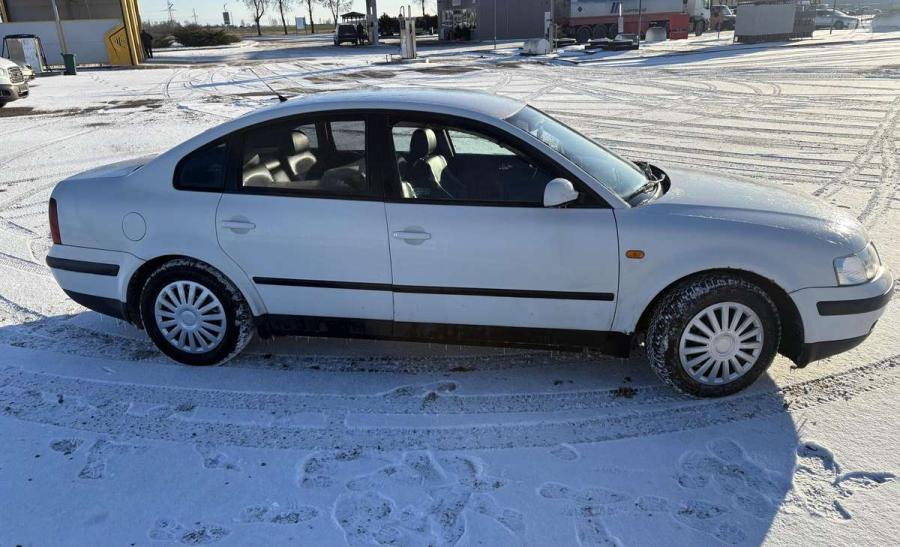 Balts Volkswagen Passat 1997 Kėdainiai, ar dzinēja tilpumu 1.90 L un nobraukumu 523 tūkst. km par 980 €, foto 3 vietnē AUTOMOTO.COM.LV