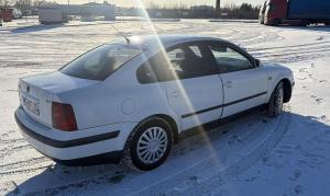 Balts Volkswagen Passat 1997 Kėdainiai, ar dzinēja tilpumu 1.90 L un nobraukumu 523 tūkst. km par 980 €, foto 4 vietnē AUTOMOTO.COM.LV