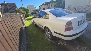 Balts Volkswagen Passat 2001 Jehvi, ar dzinēja tilpumu 1.90 L un nobraukumu 374 tūkst. km par 1100 €, foto 6 vietnē AUTOMOTO.COM.LV