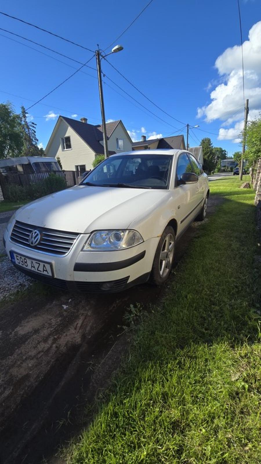 Balts Volkswagen Passat 2001 Jehvi, ar dzinēja tilpumu 1.90 L un nobraukumu 374 tūkst. km par 1100 €, foto 16 vietnē AUTOMOTO.COM.LV