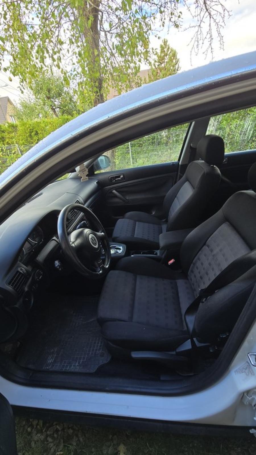 Balts Volkswagen Passat 2001 Jehvi, ar dzinēja tilpumu 1.90 L un nobraukumu 374 tūkst. km par 1100 €, foto 18 vietnē AUTOMOTO.COM.LV