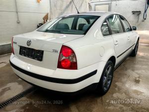 Balts Volkswagen Passat 2002 Viljandi, ar dzinēja tilpumu 1.90 L un nobraukumu 261 tūkst. km par 3490 €, foto 15 vietnē AUTOMOTO.COM.LV
