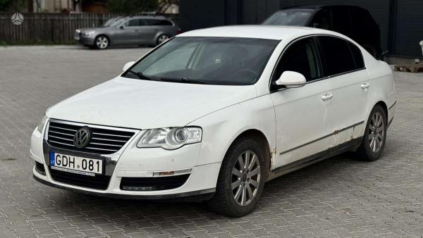 Balts Volkswagen Passat 2006 Radviliškis, ar dzinēja tilpumu 1.90 L un nobraukumu 345 tūkst. km par 995 €, foto 1 vietnē AUTOMOTO.COM.LV
