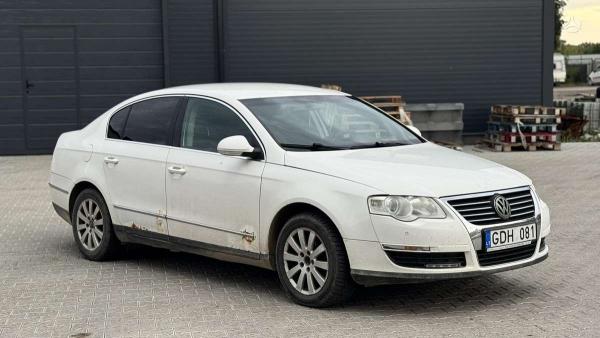 Balts Volkswagen Passat 2006 Radviliškis, ar dzinēja tilpumu 1.90 L un nobraukumu 345 tūkst. km par 995 €, foto 3 vietnē AUTOMOTO.COM.LV