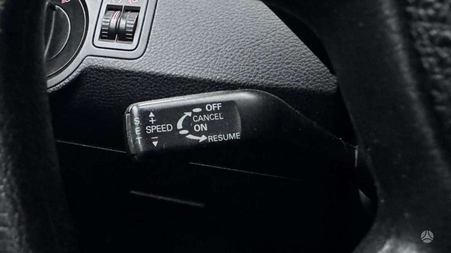 Balts Volkswagen Passat 2006 Radviliškis, ar dzinēja tilpumu 1.90 L un nobraukumu 345 tūkst. km par 995 €, foto 16 vietnē AUTOMOTO.COM.LV