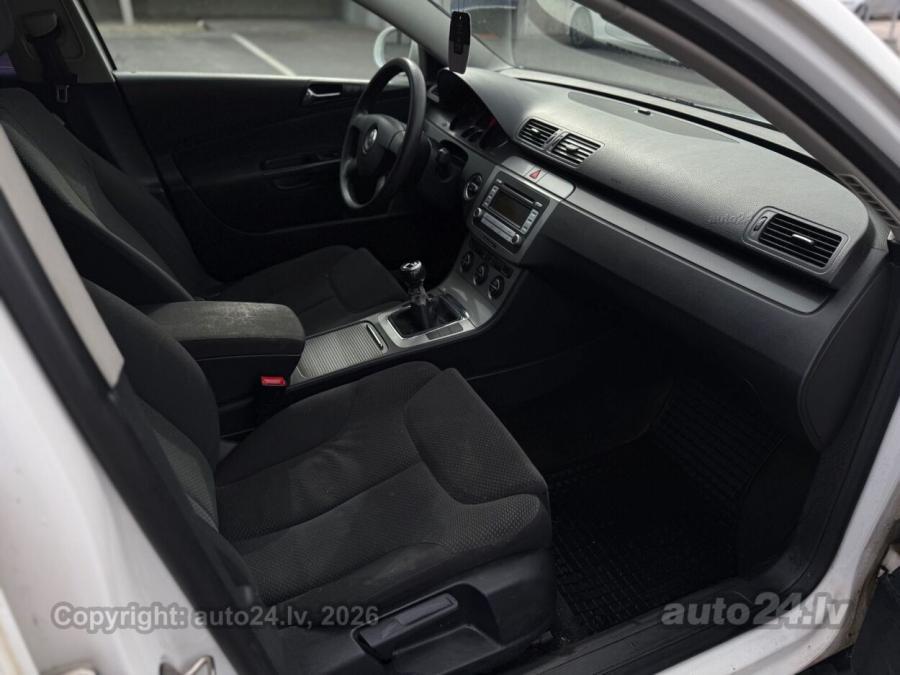 Balts Volkswagen Passat 2007 Tartu, ar dzinēja tilpumu 1.90 L un nobraukumu 0 tūkst. km par 950 €, foto 8 vietnē AUTOMOTO.COM.LV