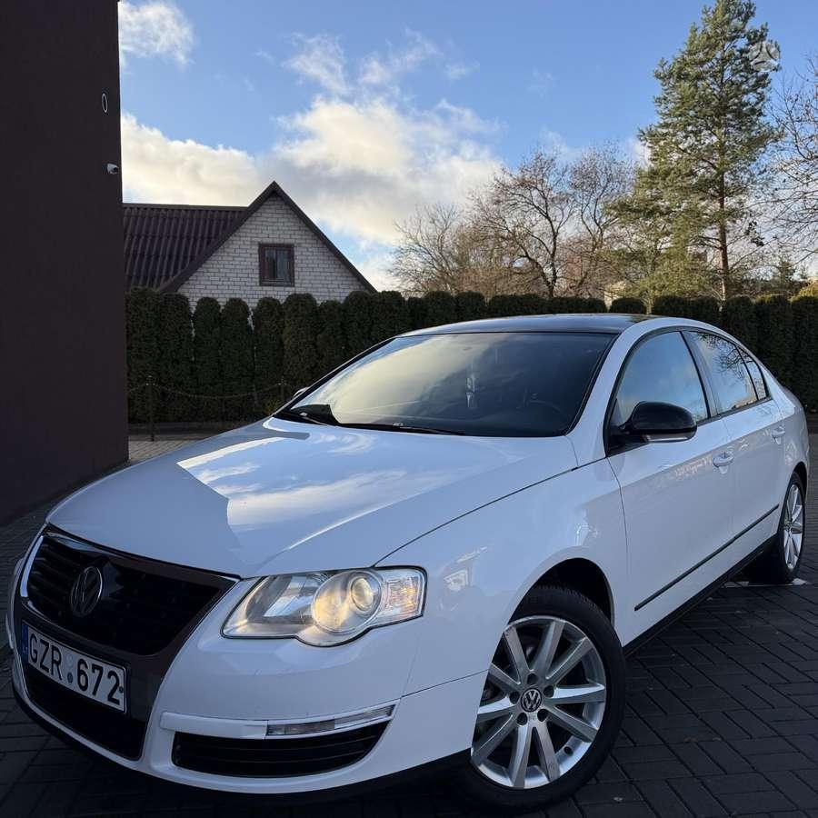 White Volkswagen Passat 2009 in Kaisiadorys, with an engine capacity of 1.97 L and mileage of 300 thousand km for 2450 €, photo 10 on AUTOMOTO.COM.LV