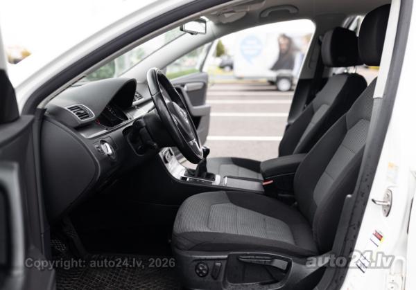 Balts Volkswagen Passat 2011 Tallina, ar dzinēja tilpumu 2.00 L un nobraukumu 272 tūkst. km par 4500 €, foto 11 vietnē AUTOMOTO.COM.LV