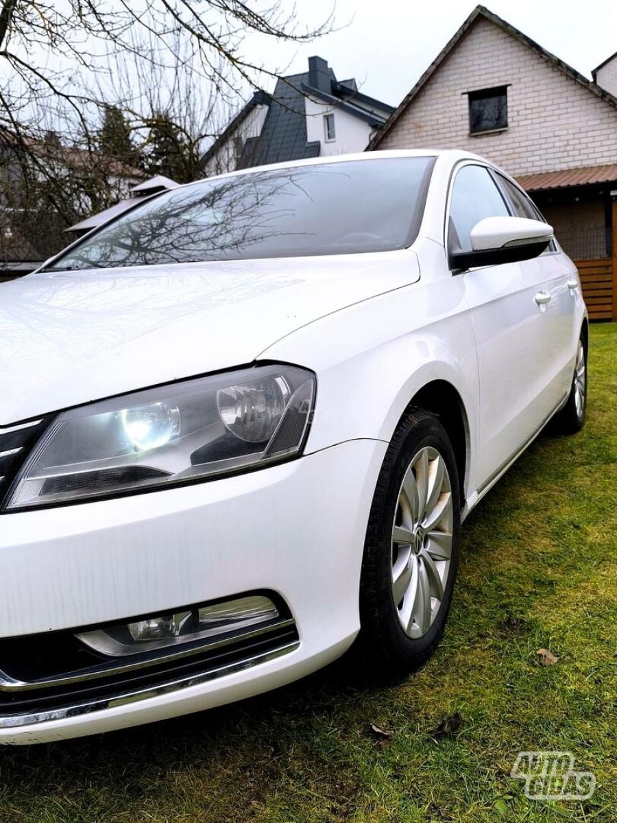 Balts Volkswagen Passat 2012 Viļņa, ar dzinēja tilpumu 2.00 L un nobraukumu 392 tūkst. km par 3500 €, foto 9 vietnē AUTOMOTO.COM.LV