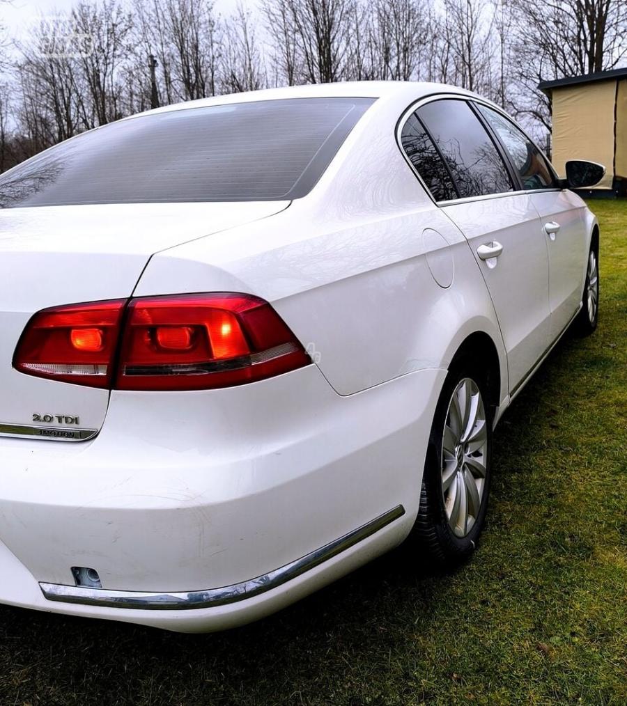 Balts Volkswagen Passat 2012 Viļņa, ar dzinēja tilpumu 2.00 L un nobraukumu 392 tūkst. km par 3500 €, foto 11 vietnē AUTOMOTO.COM.LV